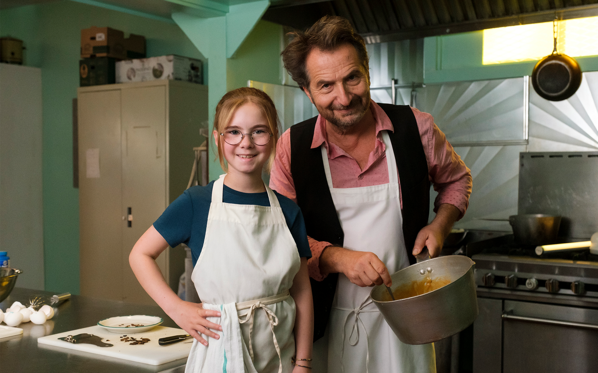 Cineplex.com | Tous toqués!: dans les coulisses d’une comédie alléchante